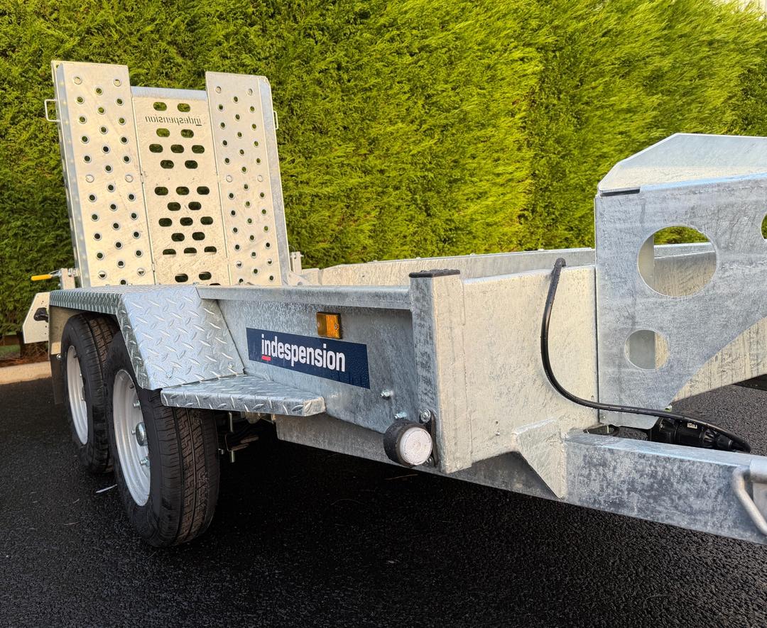 Indespension 9' x 4' Challenger 50 Beavertail Trailer - 2700kg ...